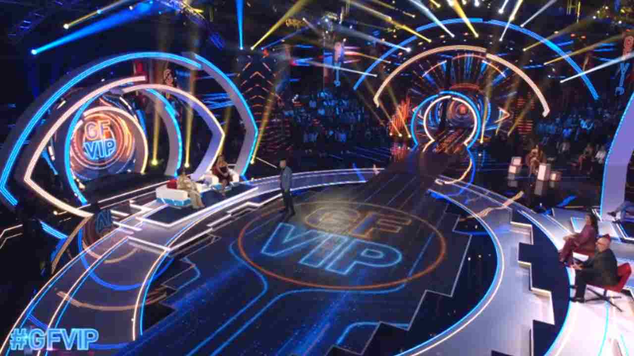 GF Vip, lite furiosa un minuto prima della puntata. Panico in casa