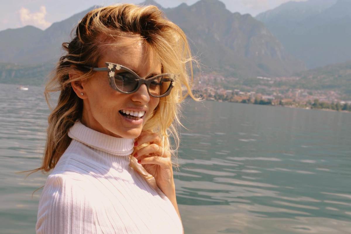 Justine Mattera, lato B da infarto. In perizoma è sublime, la ...