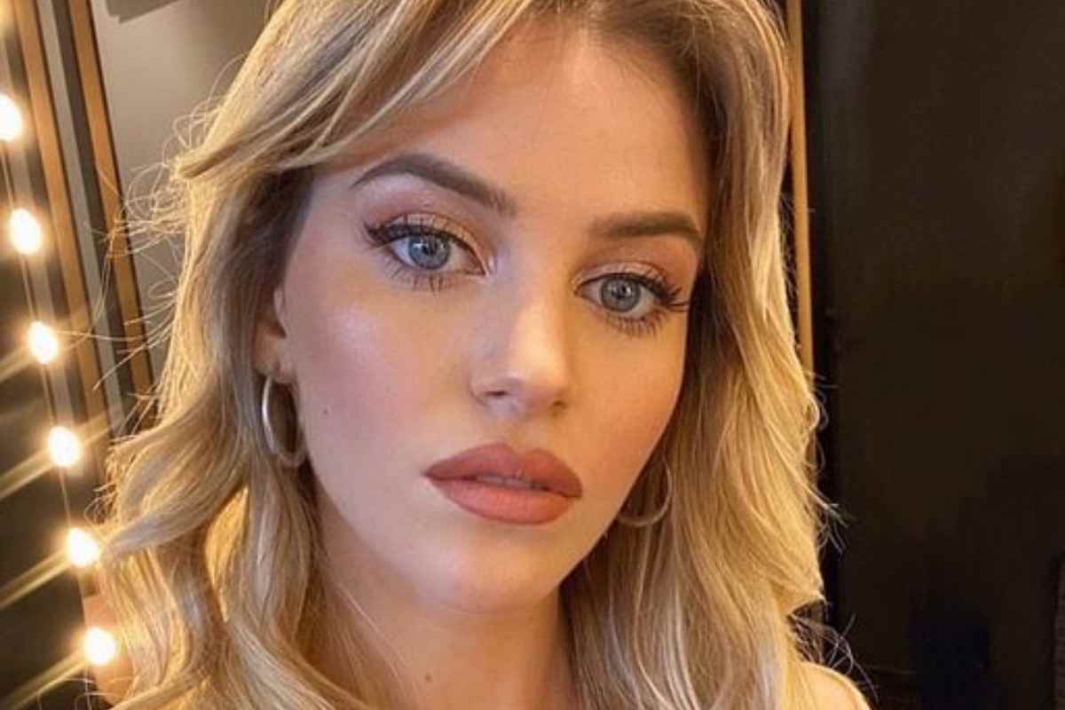 Sara Croce "il paradiso". Fan impazziti per la sua parte più bella